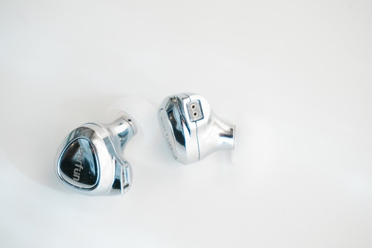 【レビュー】EarFun EH100 有線HiFiイヤホンは高級感のあるデザインがおしゃれ | monokoto68 STYLE